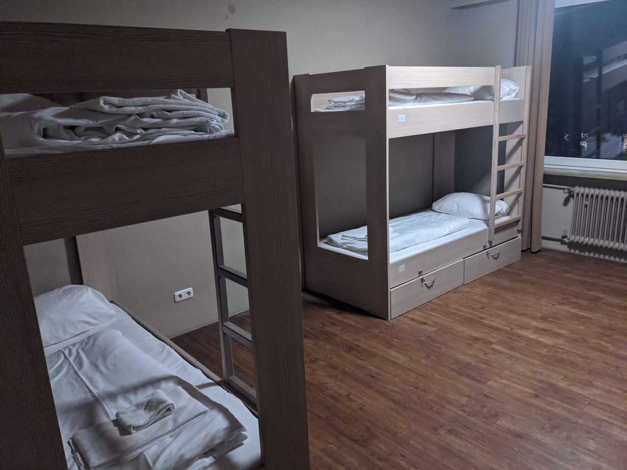 7 Reasons to Choose Hostels Instead of Hotels